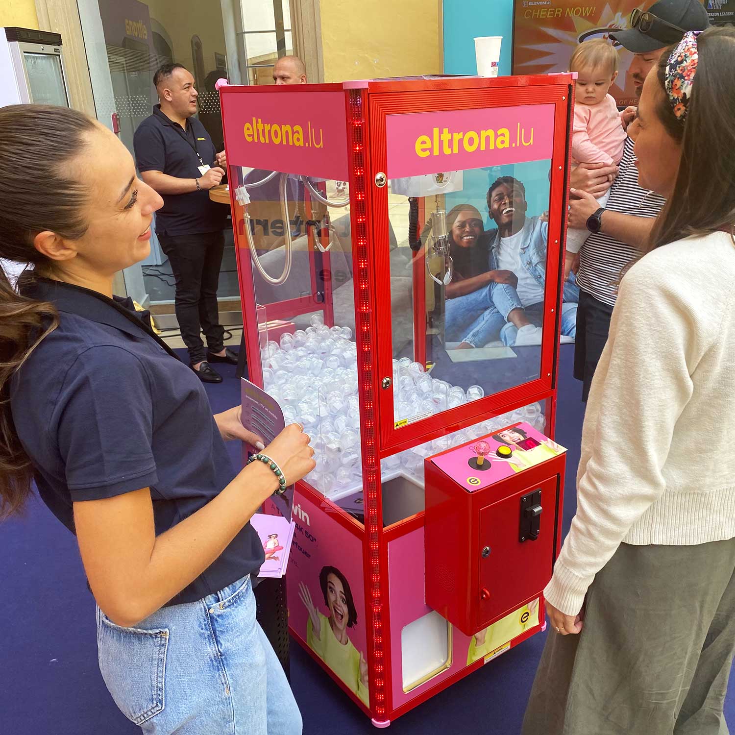 Eltrona | Expat Day 2023 - URBAN PUB