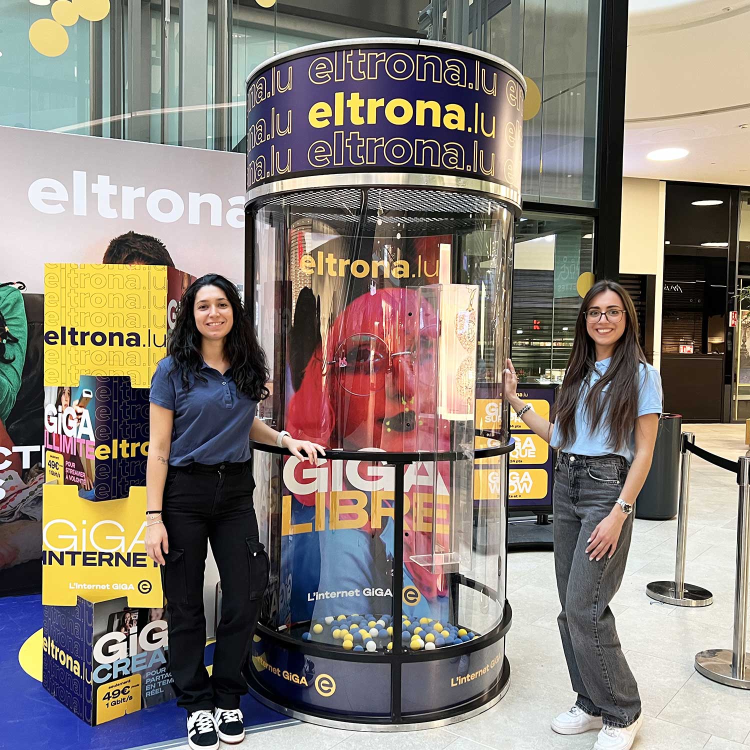 Ball/Money machine - URBAN PUB - Street Marketing - Luxembourg