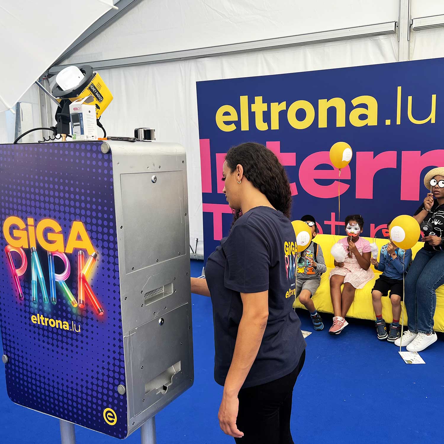 Eltrona | Expat Day 2024 - URBAN PUB